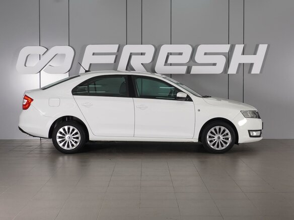 Купить б/у Skoda Rapid I Рестайлинг 1.6 AT (110 л.с.) бензин автомат в ...