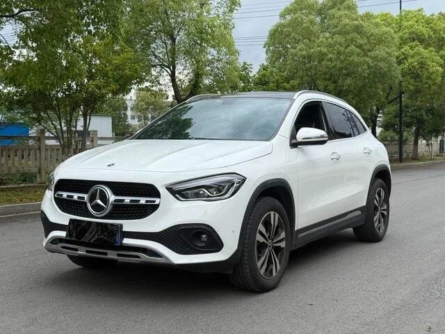 Купить б/у Mercedes-Benz GLA II (H247) 200 1.3 AMT (150 л.с.) 4WD ...