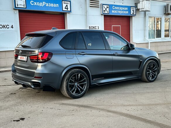 Купить б/у BMW X5 III (F15) M50d 3.0d AT (381 л.с.) 4WD дизель автомат в Ижевске: серый БМВ Х5 ...