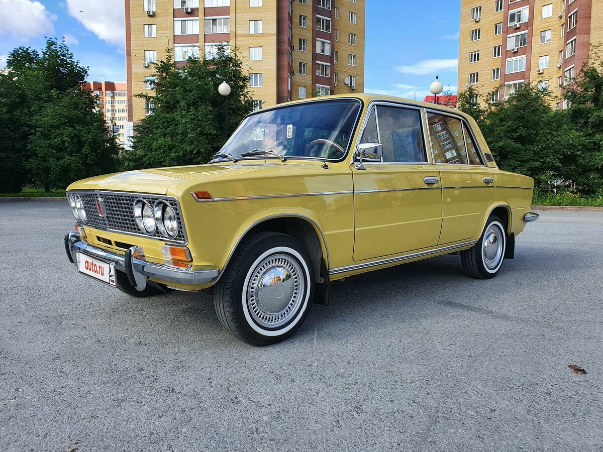 Купить б/у Lada (ВАЗ) 2103 1972-1984 1.5 MT (75 л.с.) бензин механика в ...