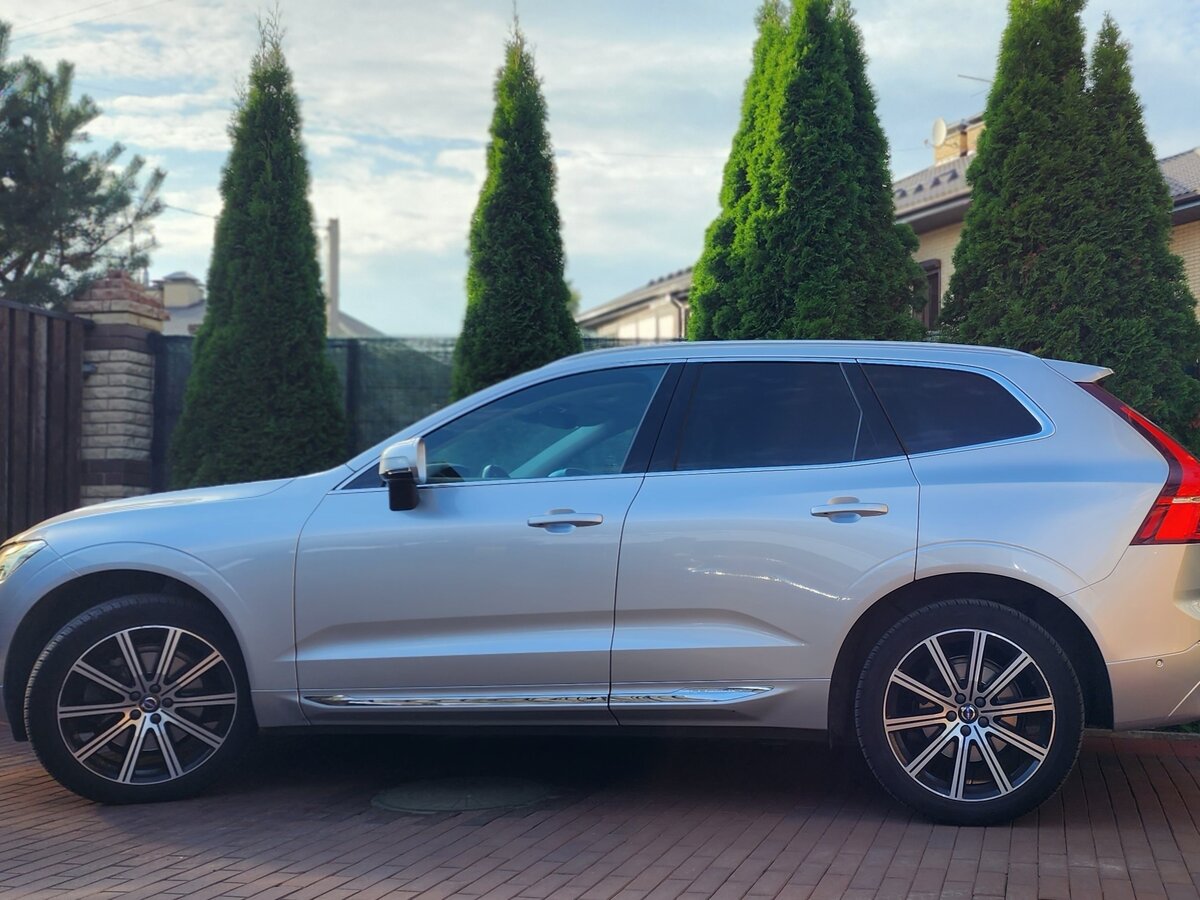 Купить б/у Volvo XC60 II 2.0d AT (235 л.с.) 4WD дизель автомат в Санкт-Петербурге: серебристый ...