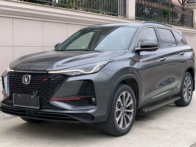 Купить б/у Changan CS75PLUS I 2.0 AT (233 л.с.) бензин автомат во Владивостоке: серый Чанган ...