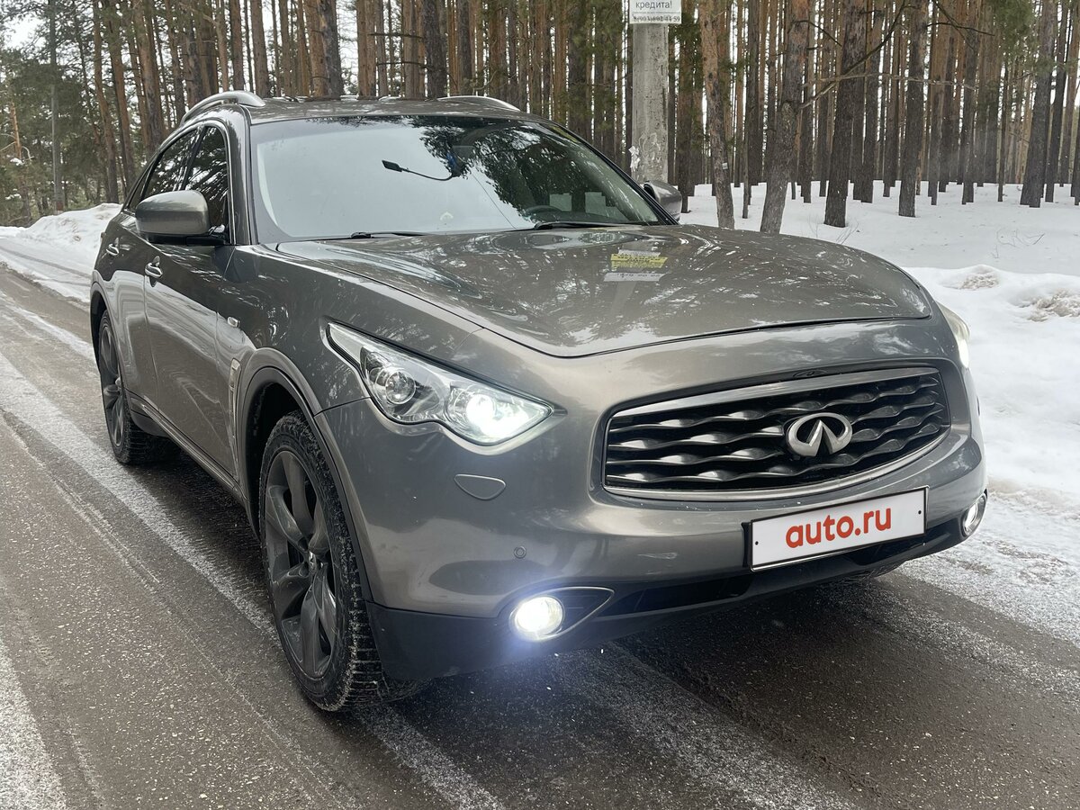 Купить б/у Infiniti FX II (S51) FX35 3.5 AT (307 л.с.) 4WD бензин ...