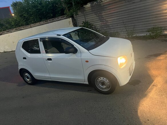 Купить б/у Suzuki Alto VIII (HA36) 0.7 AMT (52 л.с.) бензин робот в Москве: белый Сузуки Альто ...