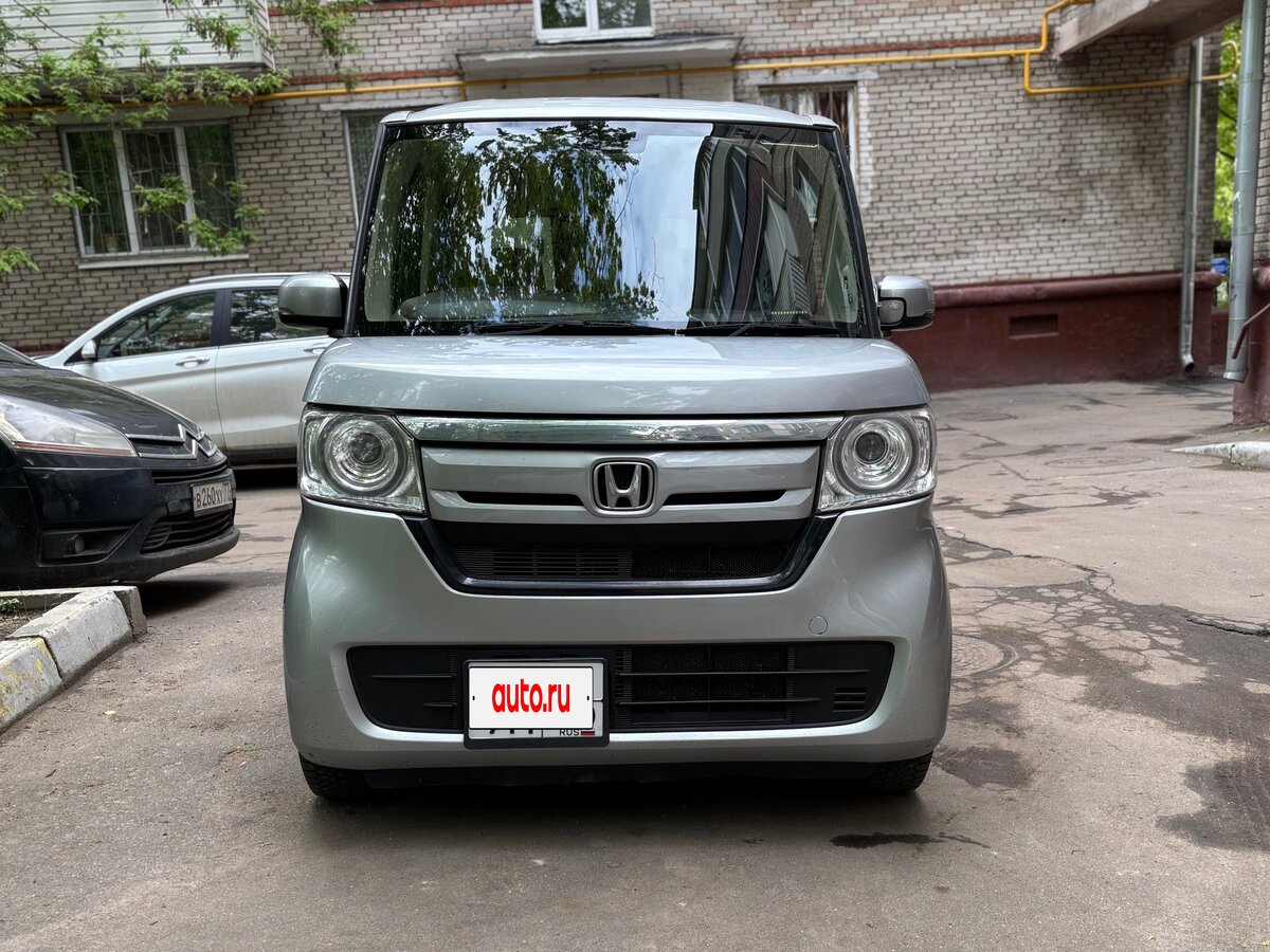 Купить б/у Honda N-BOX II 0.7 CVT (58 л.с.) бензин вариатор в Москве: серый Хонда н-бокс II ...