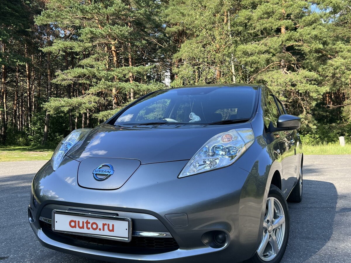 Купить б/у Nissan Leaf I (ZE0/AZE0) 30kWh Electro AT (80.0 кВт) электро автомат в Брянске: серый ...