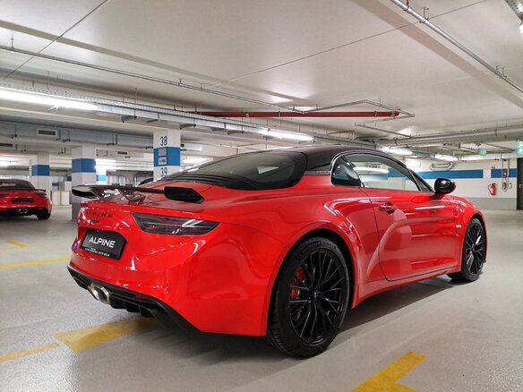 Купить б/у Alpine A110 II A110S 1.8 AMT (300 л.с.) бензин робот во Владивостоке: красный Альпин ...