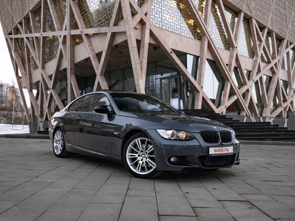 Купить б/у BMW 3 серии V (E90/E91/E92/E93) 330xi 3.0 AT (272 л.с.) 4WD бензин автомат в Москве ...
