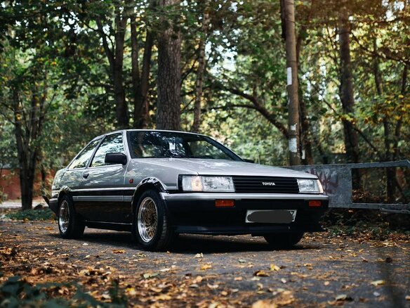 Купить б/у Toyota Corolla Levin IV (AE85/AE86) 1.6 MT (130 л.с.) бензин механика в Москве ...