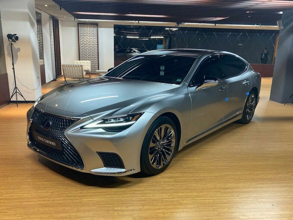 Купить б/у Lexus LS V 500h 3.5hyb AT (354 л.с.) 4WD гибрид автомат во ...