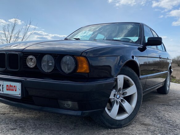 Купить б/у BMW 5 серии III (E34) 525i 2.5 MT (192 л.с.) бензин механика в Москве: чёрный БМВ 5 ...