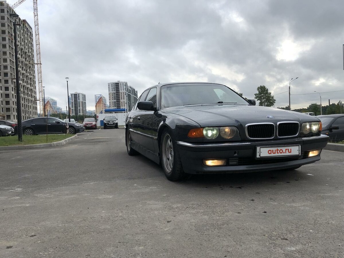 Купить б/у BMW 7 серии III (E38) Рестайлинг 728i 2.8 AT (193 л.с.) бензин автомат в Санкт ...