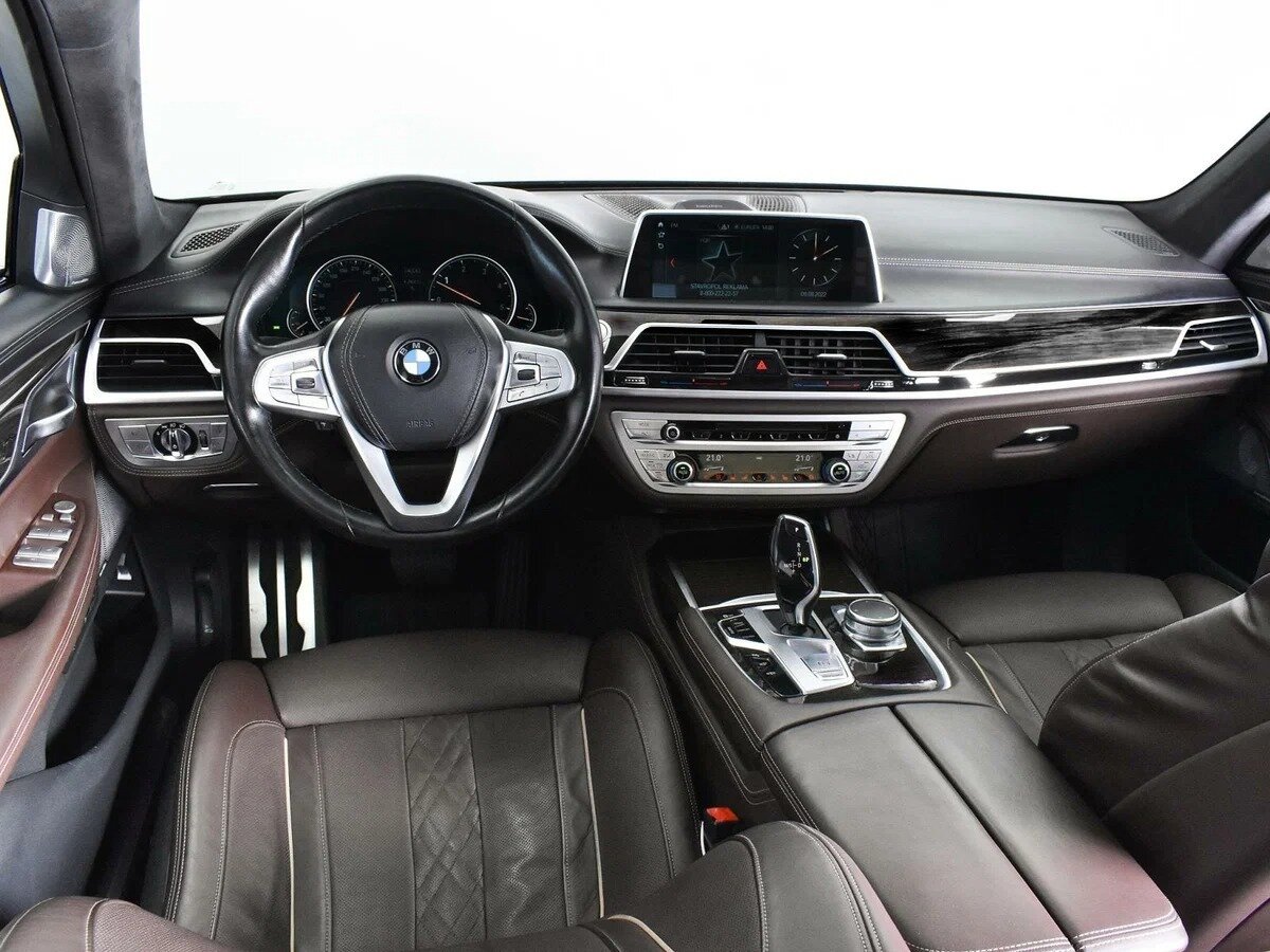 Купить б/у BMW 7 серии VI (G11/G12) 750Ld xDrive 3.0d AT (400 л.с.) 4WD ...
