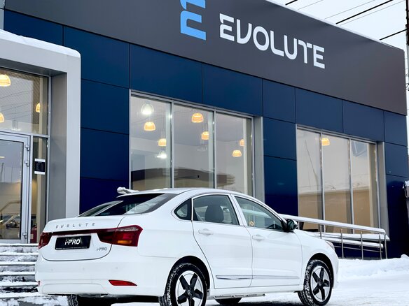 Купить новый Evolute i-PRO 2022-2025 Electro AT (110.0 кВт) электро автомат во Владимире: белый ...