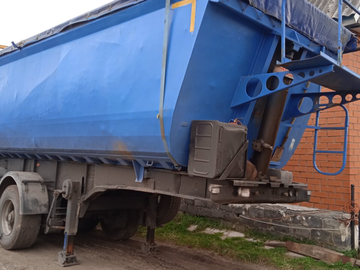 Купить б/у Тонар 9523 в Далматово: синий полуприцеп-зерновоз 2012 года ...