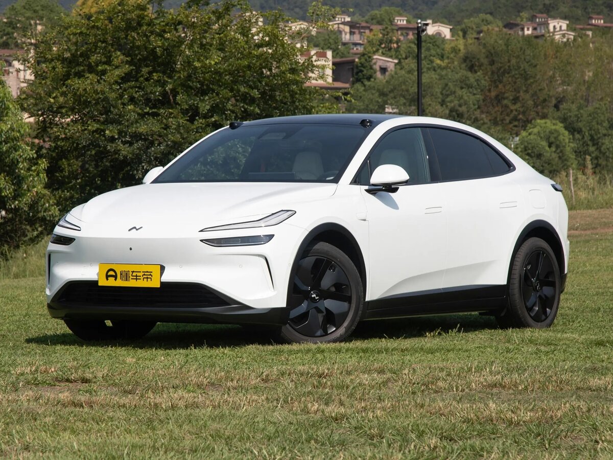 Купить б/у Nio Onvo L60 2024-2025 85 kWh Electro AT (340.0 кВт) 4WD электро автомат в ...
