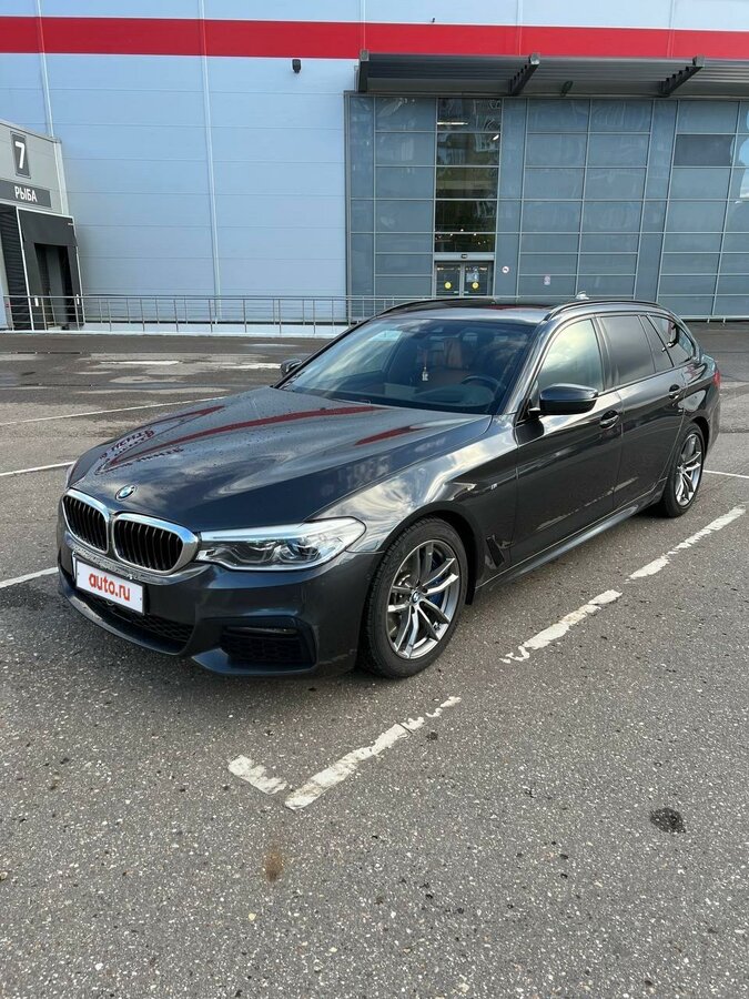 Купить б/у BMW 5 серии VII (G30/G31) 540d xDrive 3.0d AT (320 л.с.) 4WD ...