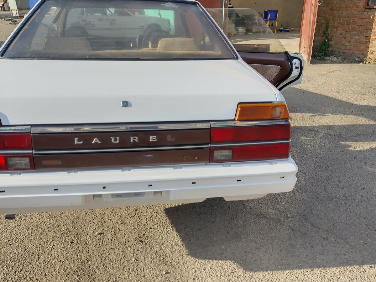 Купить б/у Nissan Laurel IV (C31) 2.0 MT (97 л.с.) бензин механика в ...