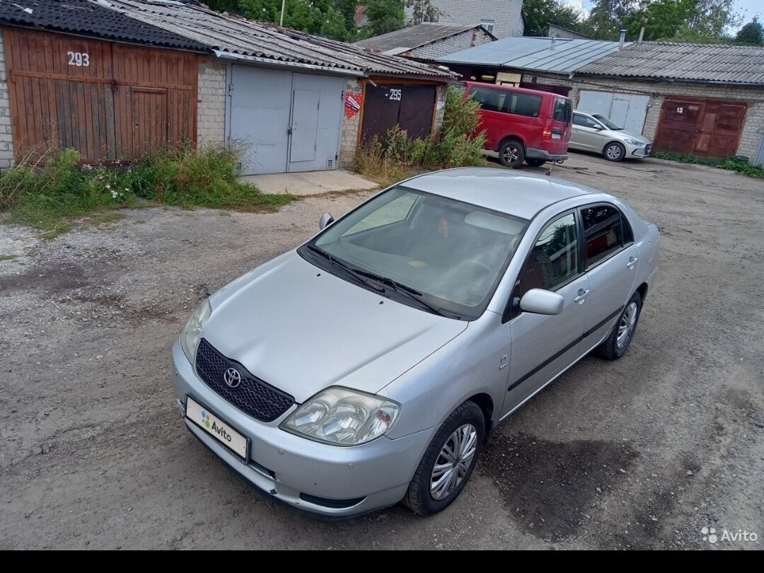 Купить б/у Toyota Corolla IX (E120, E130) Рестайлинг 1.6 AT (110 л.с.) бензин автомат в ...