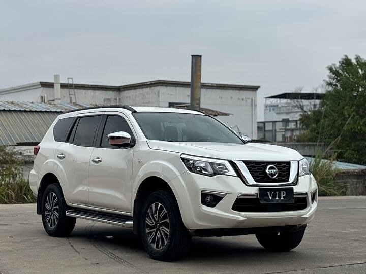 Купить б/у Nissan X-Terra 2020-2025 2.5 AT (165 л.с.) 4WD бензин ...