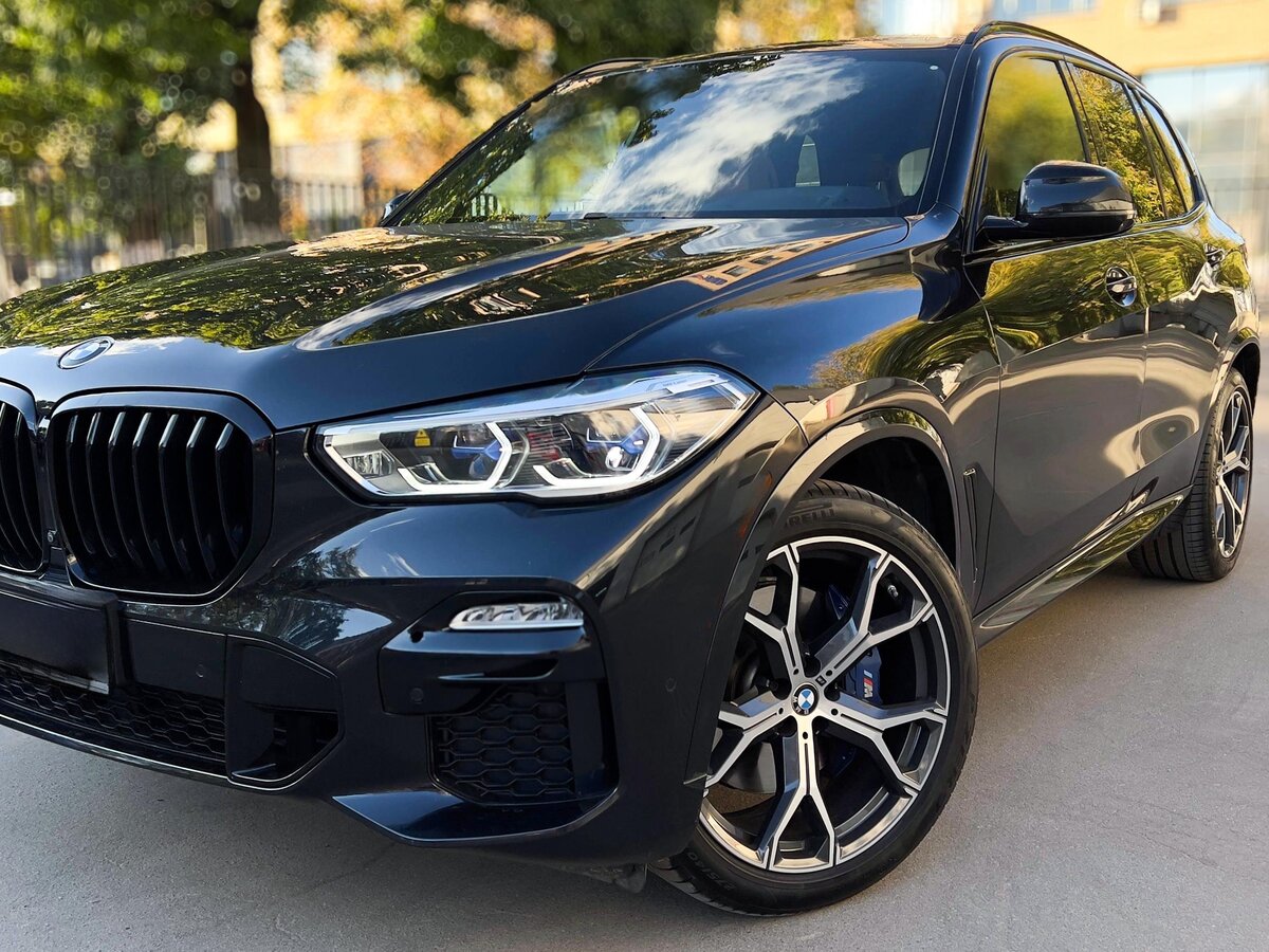Купить б/у BMW X5 IV (G05/G18) 40i 3.0 AT (340 л.с.) 4WD бензин автомат в Москве: чёрный БМВ Х5 ...