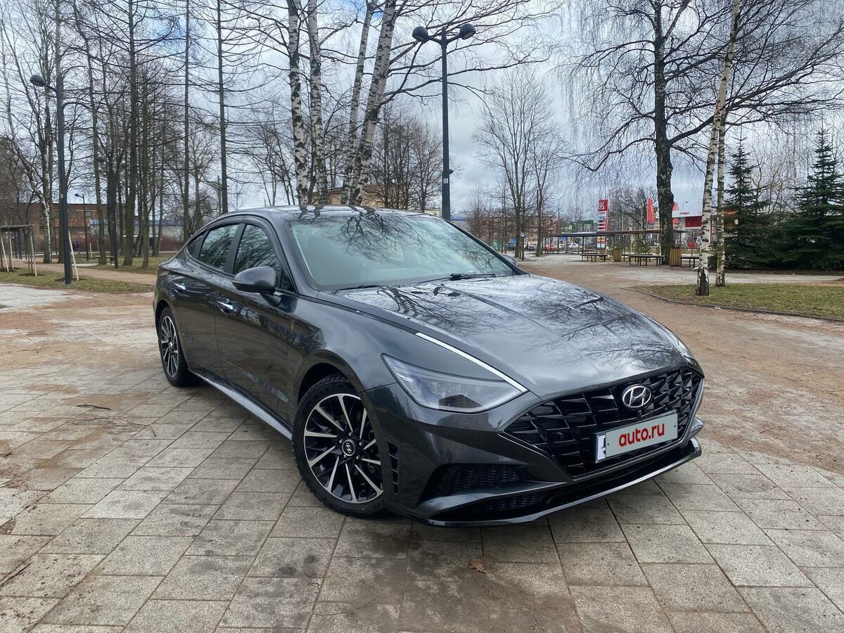 Купить б/у Hyundai Sonata VIII (DN8) 1.6 AT (183 л.с.) бензин автомат в Санкт-Петербурге: серый ...
