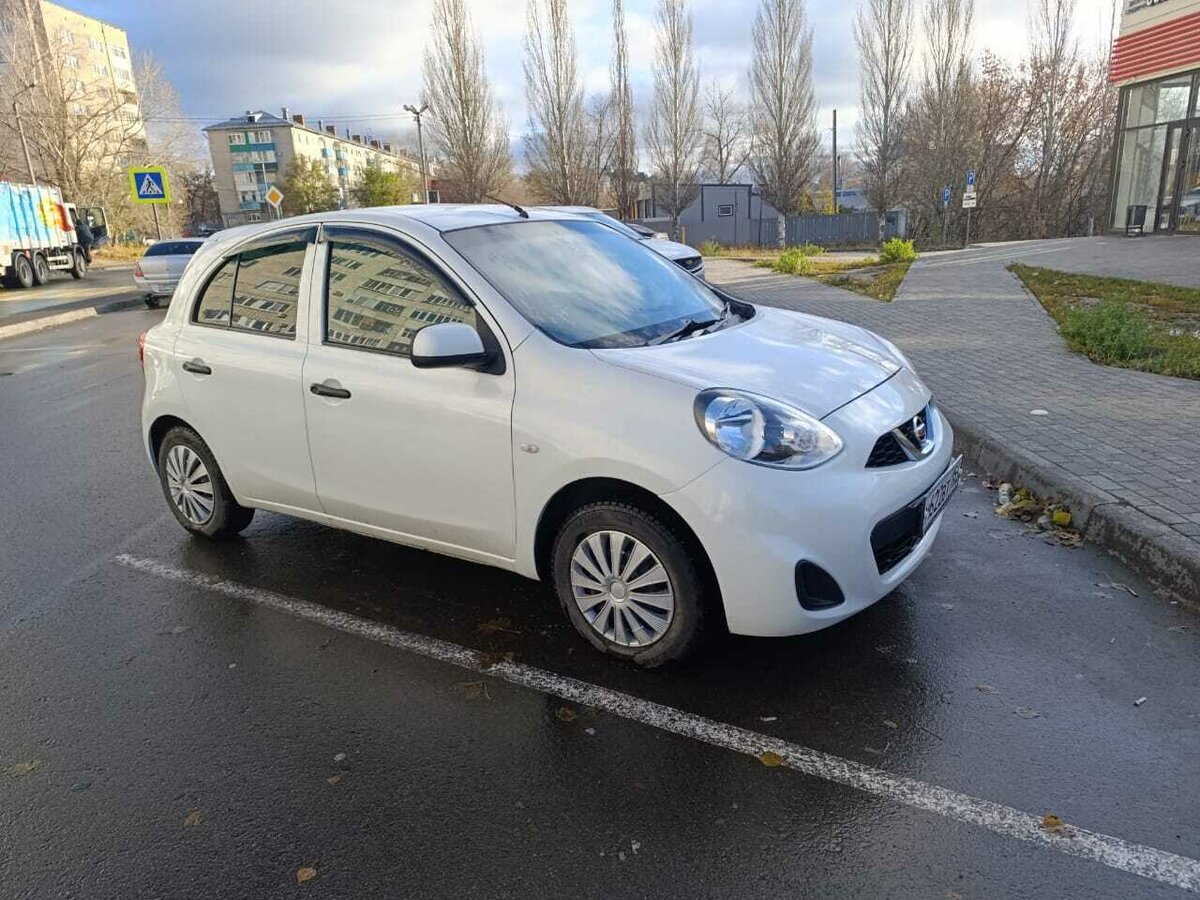 Купить б/у Nissan March IV (K13) Рестайлинг 1.2 CVT (79 л.с.) бензин ...