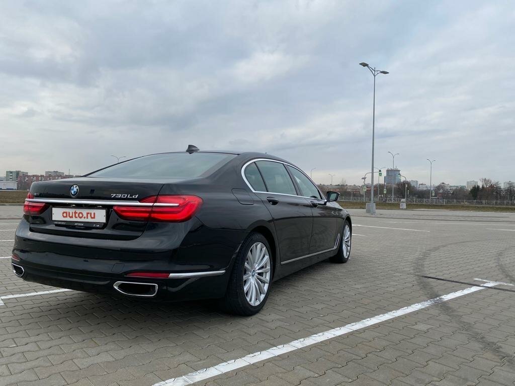 Купить б/у BMW 7 серии VI (G11/G12) 730Ld xDrive 3.0d AT (265 л.с.) 4WD ...