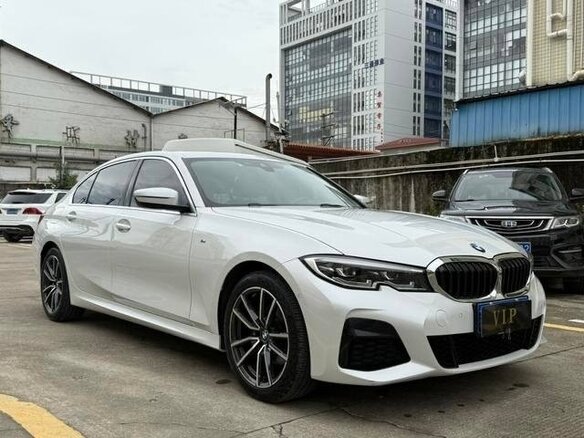 Купить б/у BMW 3 серии VII (G2x) 325Li 2.0 AT (184 л.с.) бензин автомат в Краснодаре: белый БМВ ...