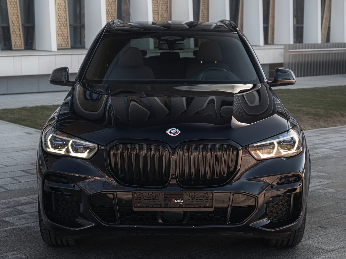 Купить б/у BMW X5 IV (G05/G18) 40d 3.0d AT (340 л.с.) 4WD дизель ...
