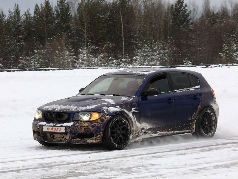 Купить б/у BMW 1 серии I (E81/E82/E87/E88) 130i 3.0 MT (265 л.с.) бензин механика в Перми: синий ...