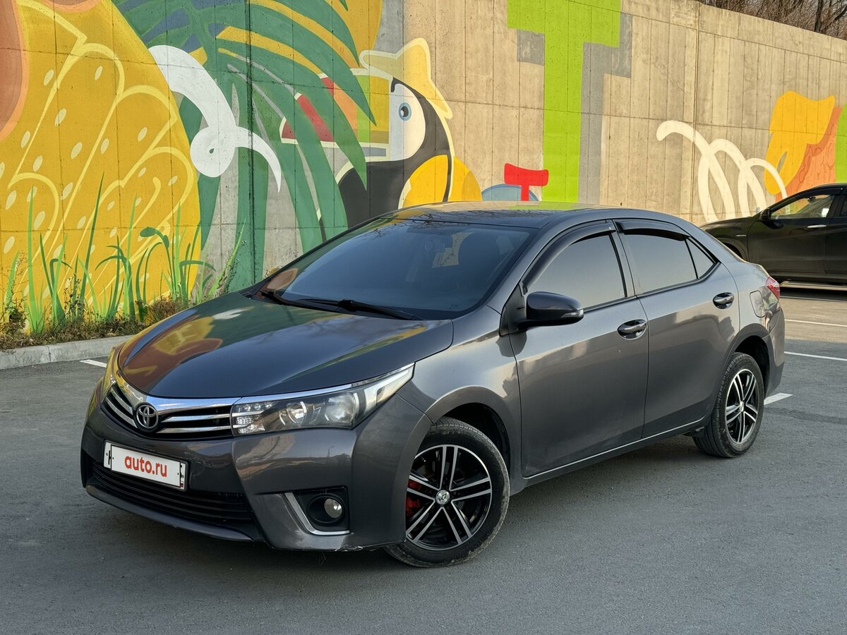 Купить б/у Toyota Corolla XI (E160, E170, E180) 1.6 CVT (132 л.с.) бензин вариатор во ...