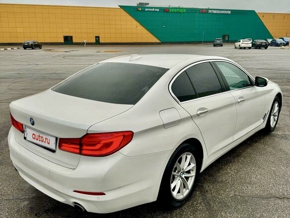 Купить б/у BMW 5 серии VII (G30/G31) 520i 2.0 AT (184 л.с.) бензин автомат в Санкт-Петербурге ...