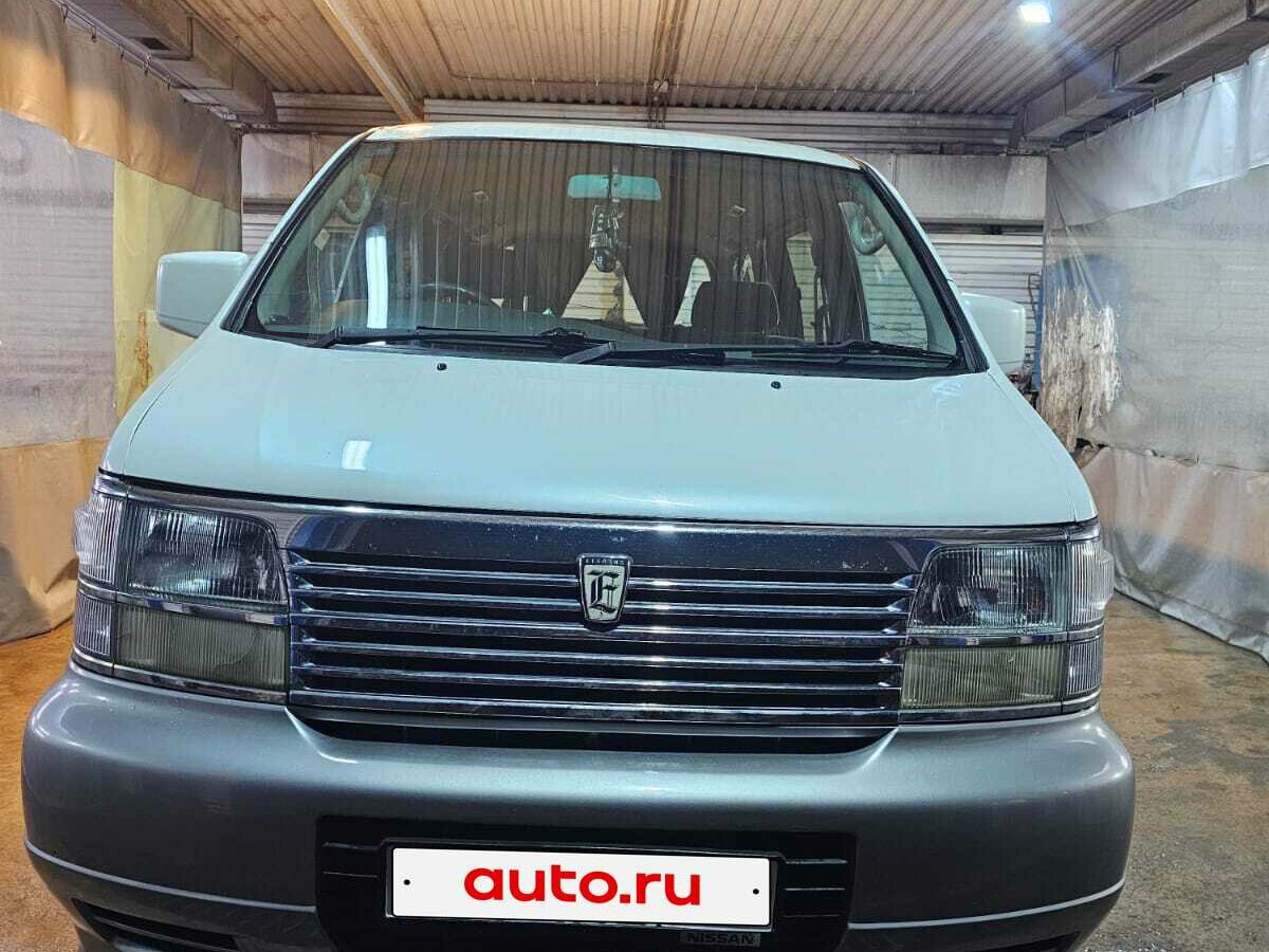 Купить б/у Nissan Elgrand I (E50) 3.2d AT (150 л.с.) 4WD дизель автомат в Москве: белый Ниссан ...