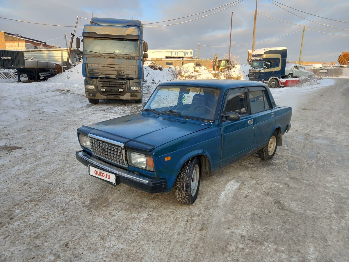 Купить б/у Lada (ВАЗ) 2107 1982-2012 1.6 MT (75 л.с.) бензин механика в Сыктывкаре: синий Лада ...