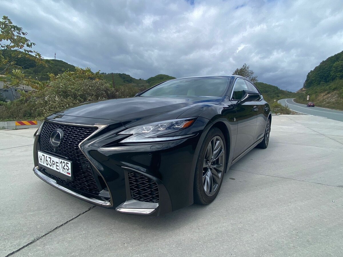 Купить б/у Lexus LS V 500h 3.5hyb AT (354 л.с.) 4WD гибрид автомат в ...
