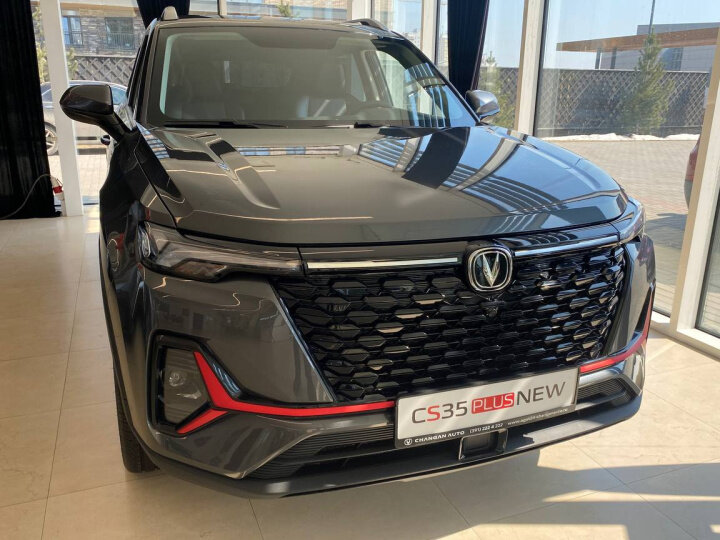Купить новый Changan CS35PLUS I Рестайлинг 1.4 AMT (150 л.с.) бензин робот в Красноярске: серый ...