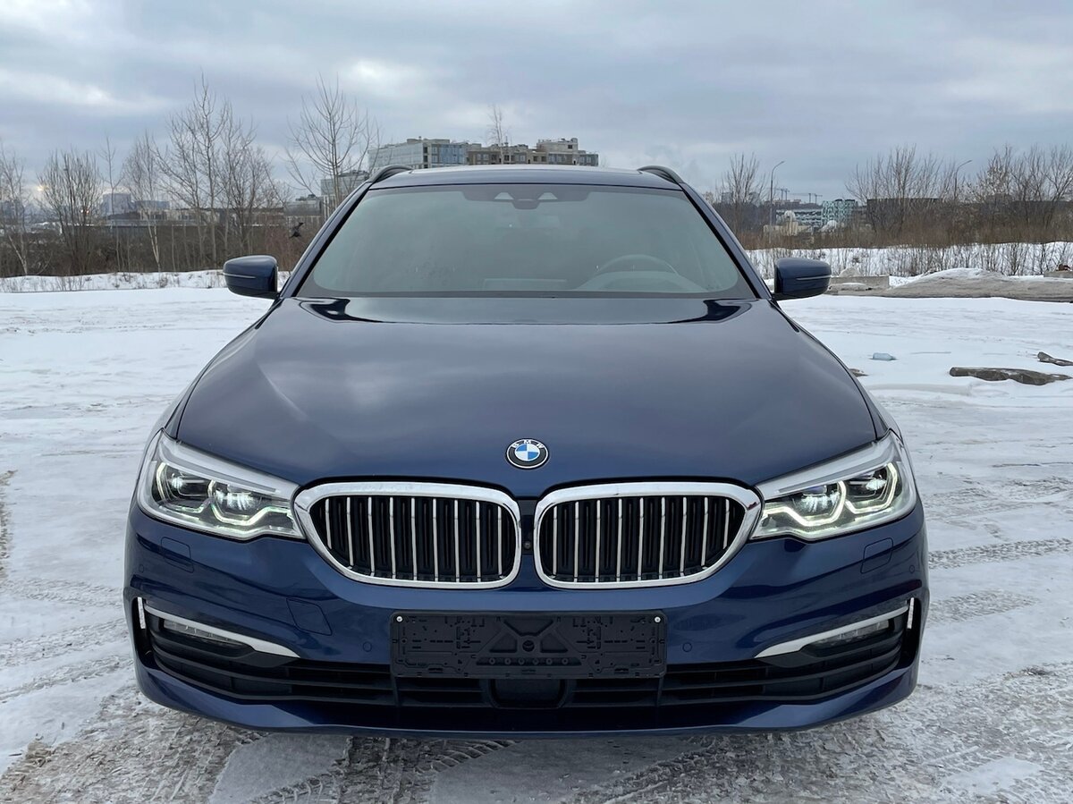 Купить б/у BMW 5 серии VII (G30/G31) 540d xDrive 3.0d AT (320 л.с.) 4WD ...