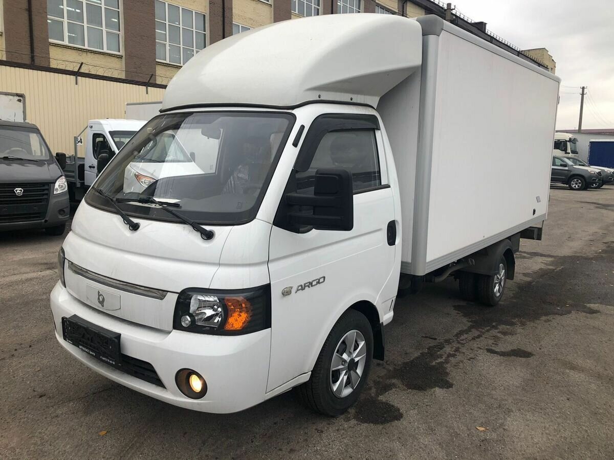 Купить новый Sollers Argo дизель механика в Туле: белый промтоварный автофургон 2025 года на ...