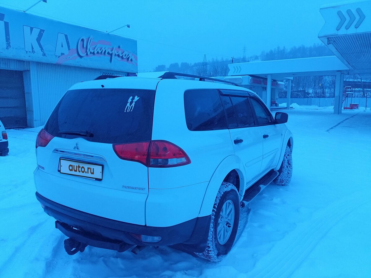 Купить б/у Mitsubishi Pajero Sport II Рестайлинг 2.5d MT (178 л.с.) 4WD ...