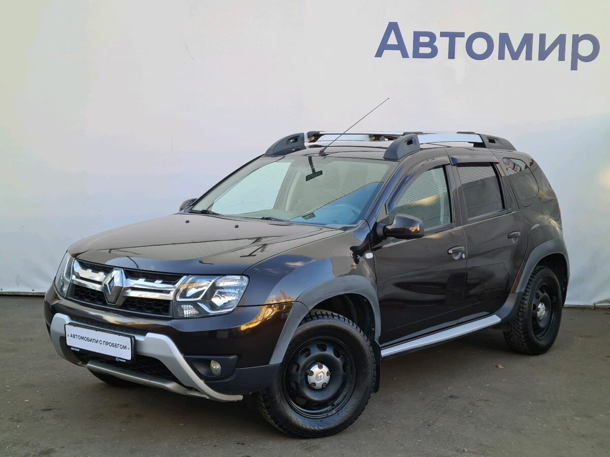 Купить б/у Renault Duster I Рестайлинг 2.0 MT (143 л.с.) 4WD бензин ...
