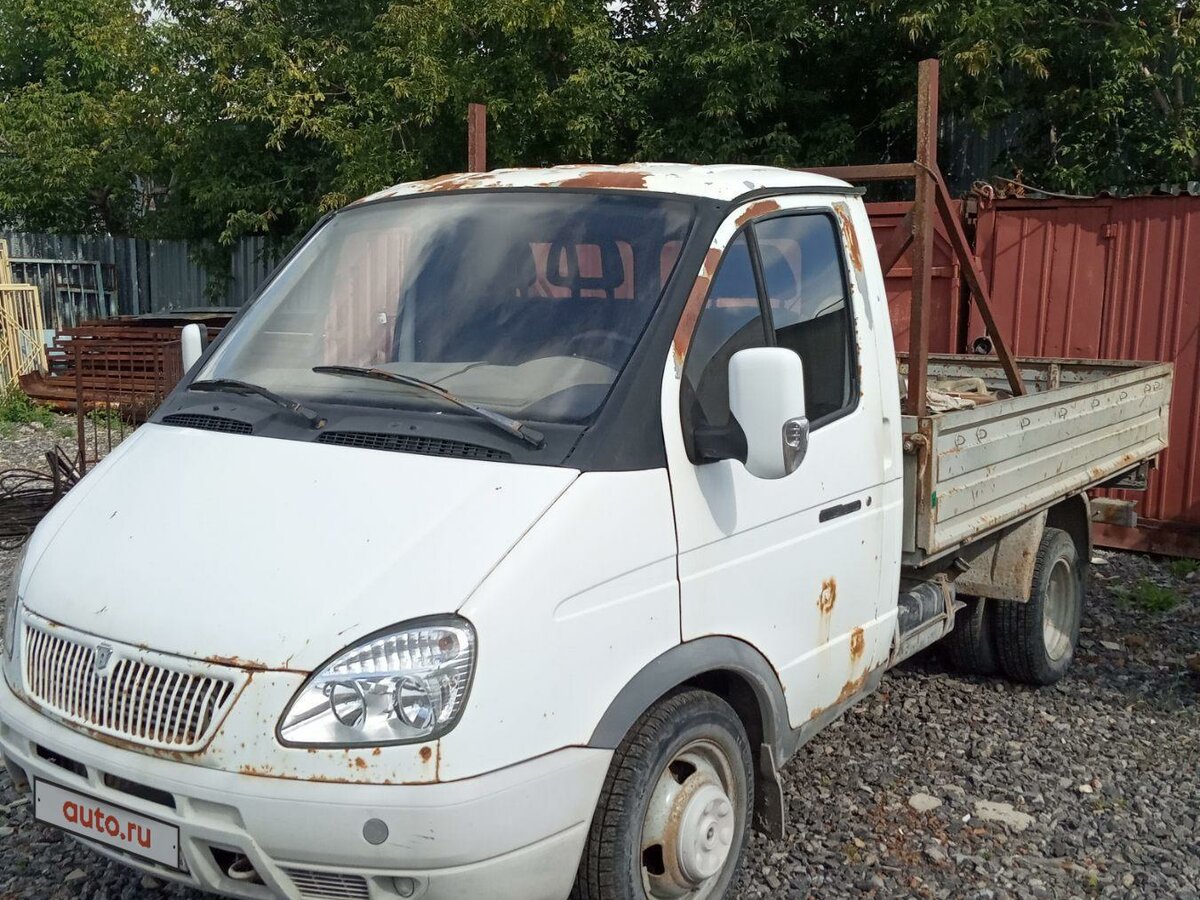 Купить б/у ГАЗ ГАЗель (3302) в Тюмени: белый бортовой грузовик 2006 года на Авто.ру ID 1119946868