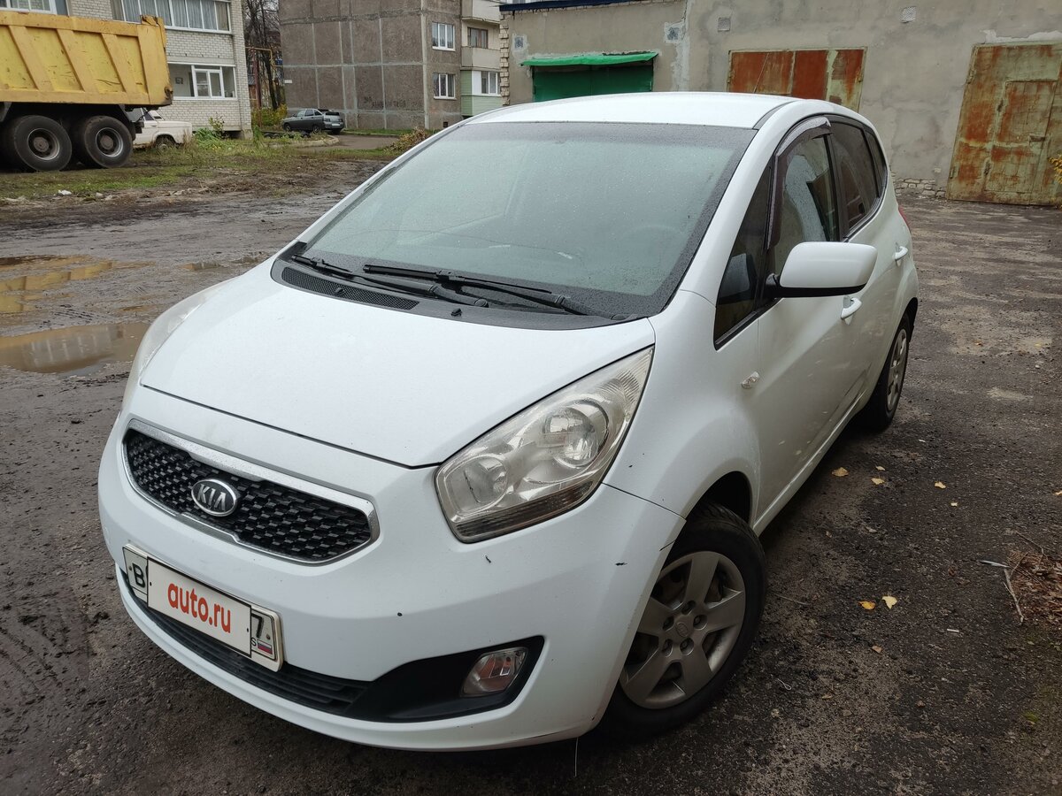 Купить б/у Kia Venga I 1.6 AT (125 л.с.) бензин автомат в Москве: белый Киа Венга I компактвэн ...