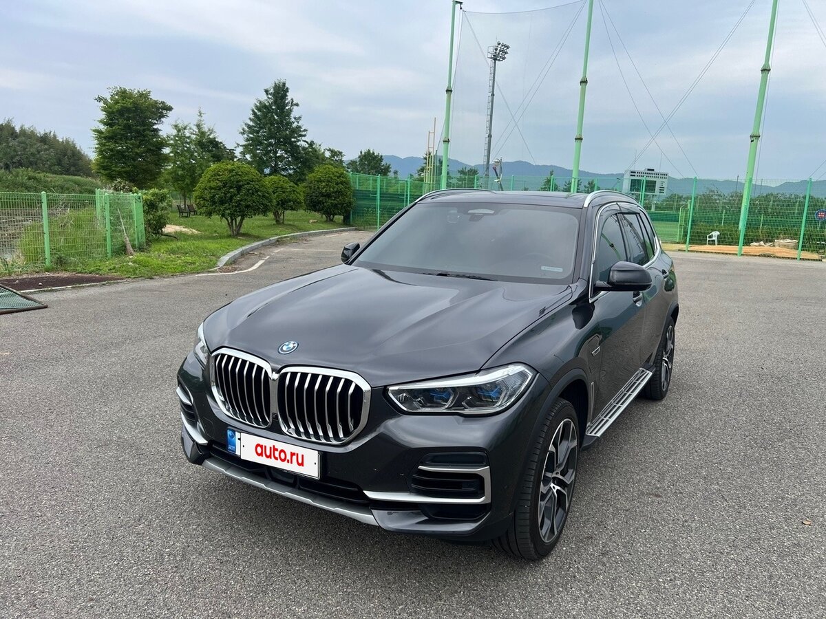 Купить б/у BMW X5 IV (G05/G18) 45e 3.0hyb AT (394 л.с.) 4WD гибрид автомат во Владивостоке ...