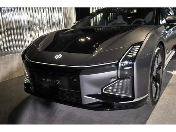 Купить новый HiPhi Z 2022-2025 120 kWh Electro AT (494.0 кВт) 4WD электро автомат в Москве ...