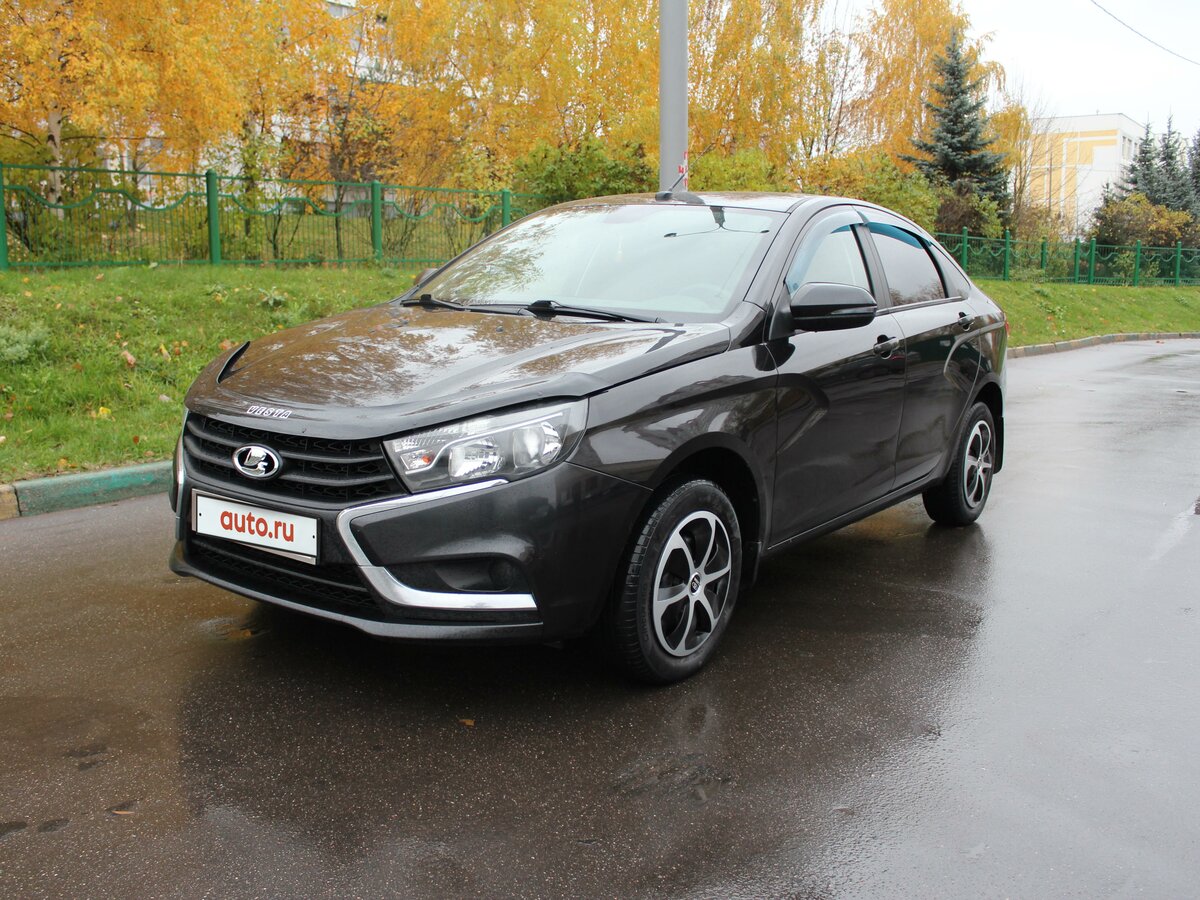 Купить б/у Lada (ВАЗ) Vesta I 1.6 AMT (106 л.с.) бензин робот в Москве ...