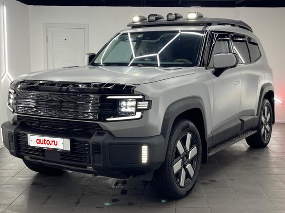 Купить б/у Changan Deepal G318 2024-2025 1.5hyb AT (430 л.с.) 4WD гибрид автомат в Москве: серый ...