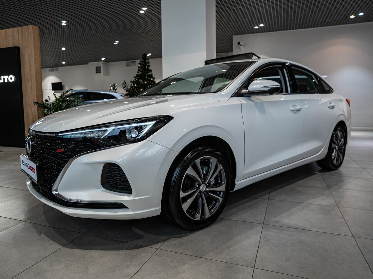Купить новый Changan Eado Plus 2020-2025 1.4 AMT (155 л.с.) бензин ...