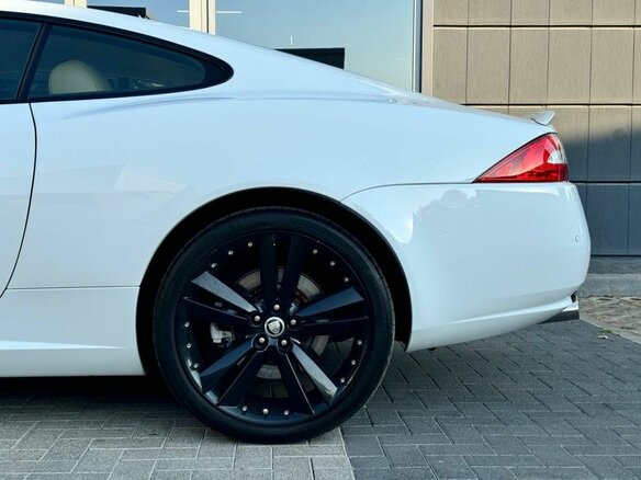 Купить б у Jaguar Xk Ii Рестайлинг 2 5 0 At 385 л с бензин автомат в