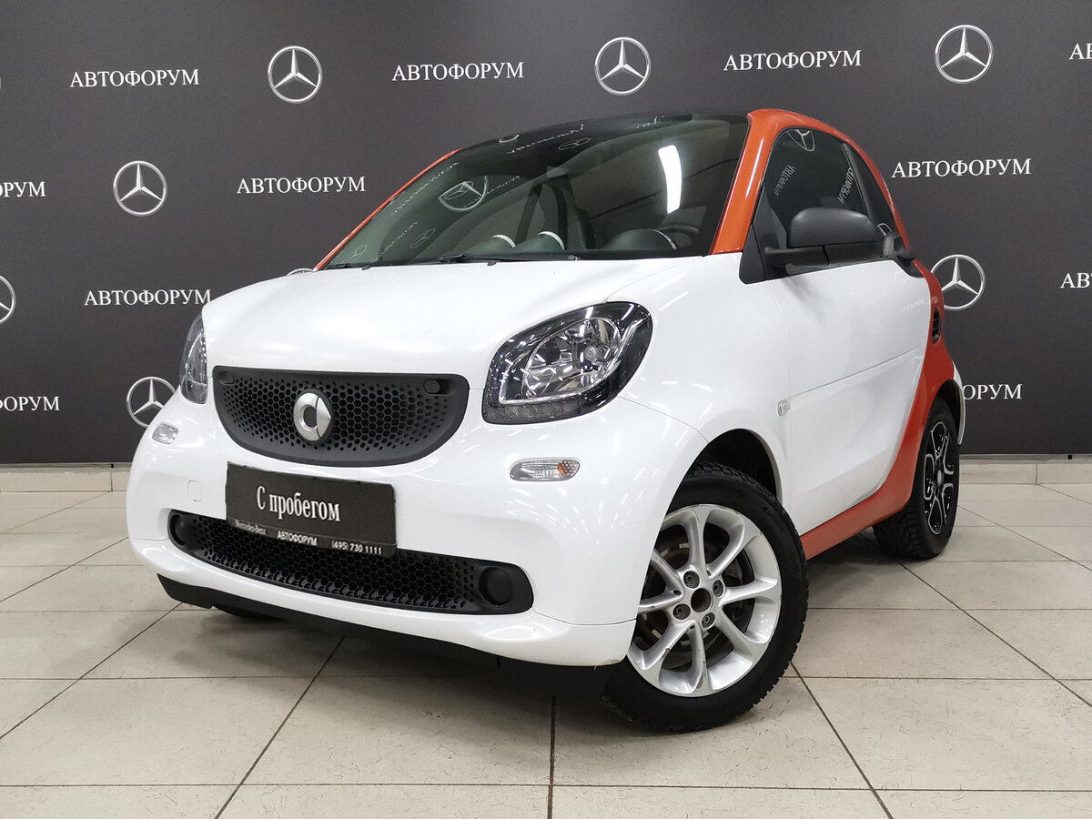 Купить б/у Smart Fortwo III 1.0 AMT (71 л.с.) бензин робот в Москве ...